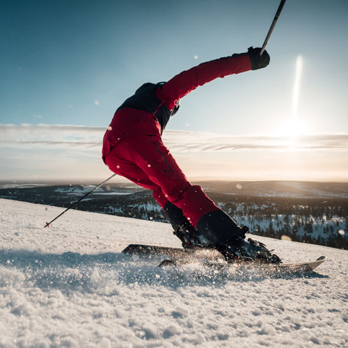 Skiing socks & Base layers - discover the FALKE selection | FALKE